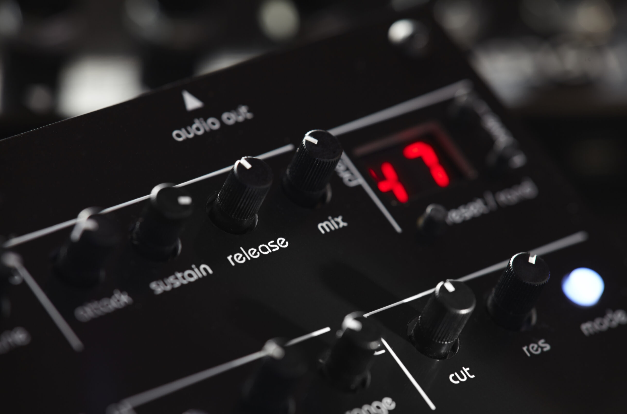 C64-SID-Sound für alle - Twisted Electrons Therapkid MOS-Disco ...